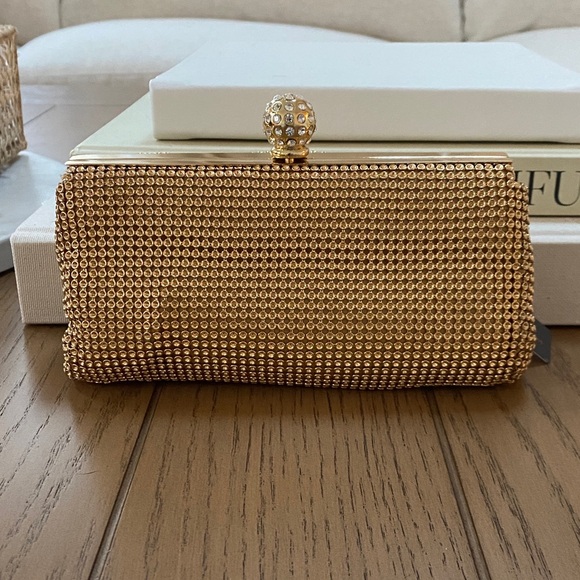 Whiting & Davis | Bags | Whiting Davis Gold Mesh Clutch | Poshmark